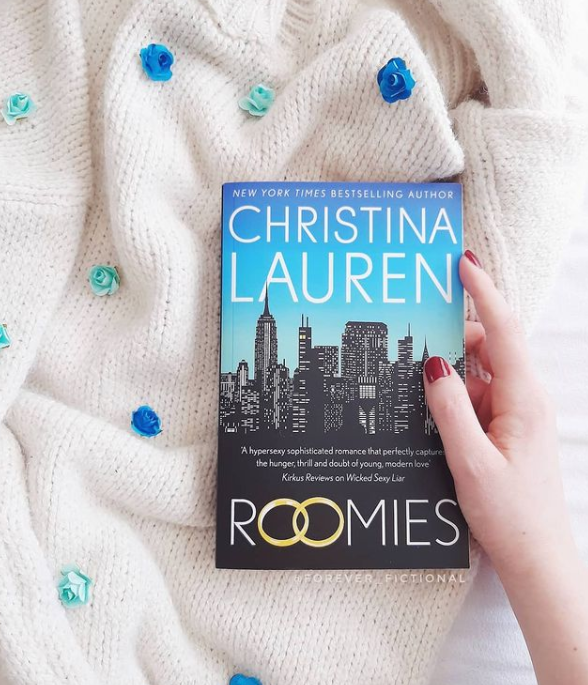 Forever Fictional: Roomies by Christina Lauren | BOOK REVIEW