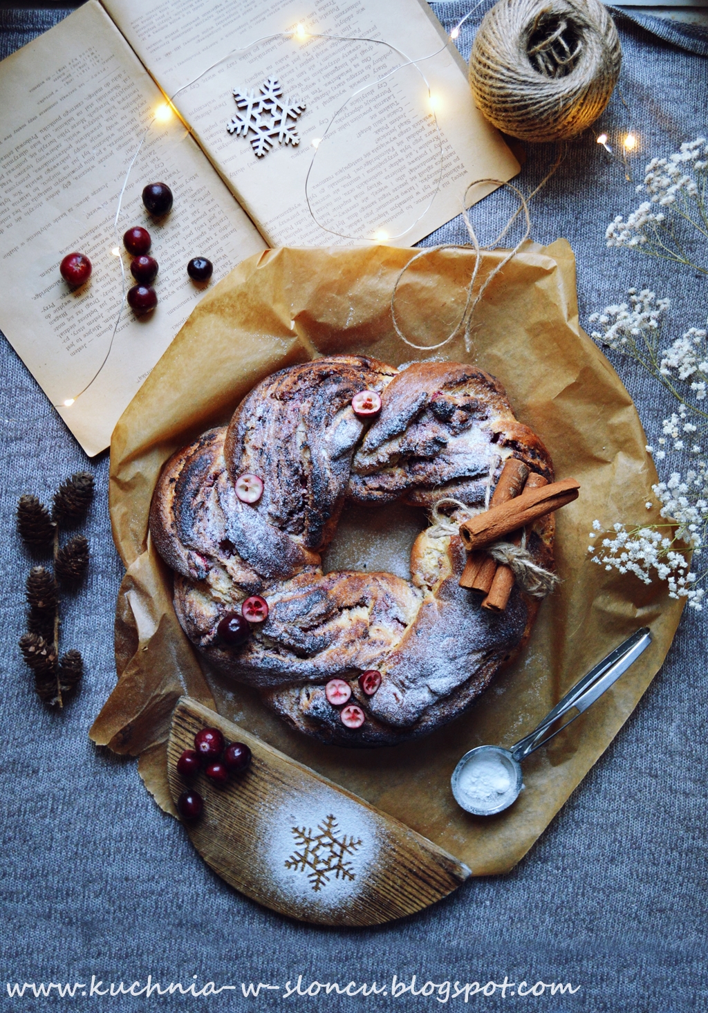 Kuchnia w Słońcu : Wieniec drożdżowy z marcepanem i żurawiną na ...