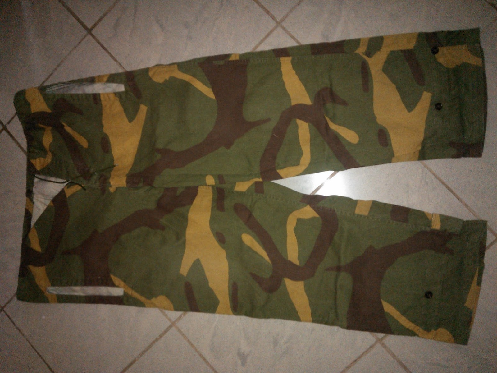 Military Camouflage: The M68 MOL camouflage set - 1 set avaliable