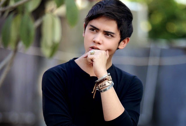Kumpulan Foto Aliando Syarief | Berita Terbaru
