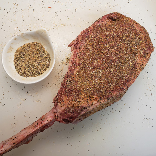 Reverse-Seared Tomahawk Ribeye on the Big Green Egg