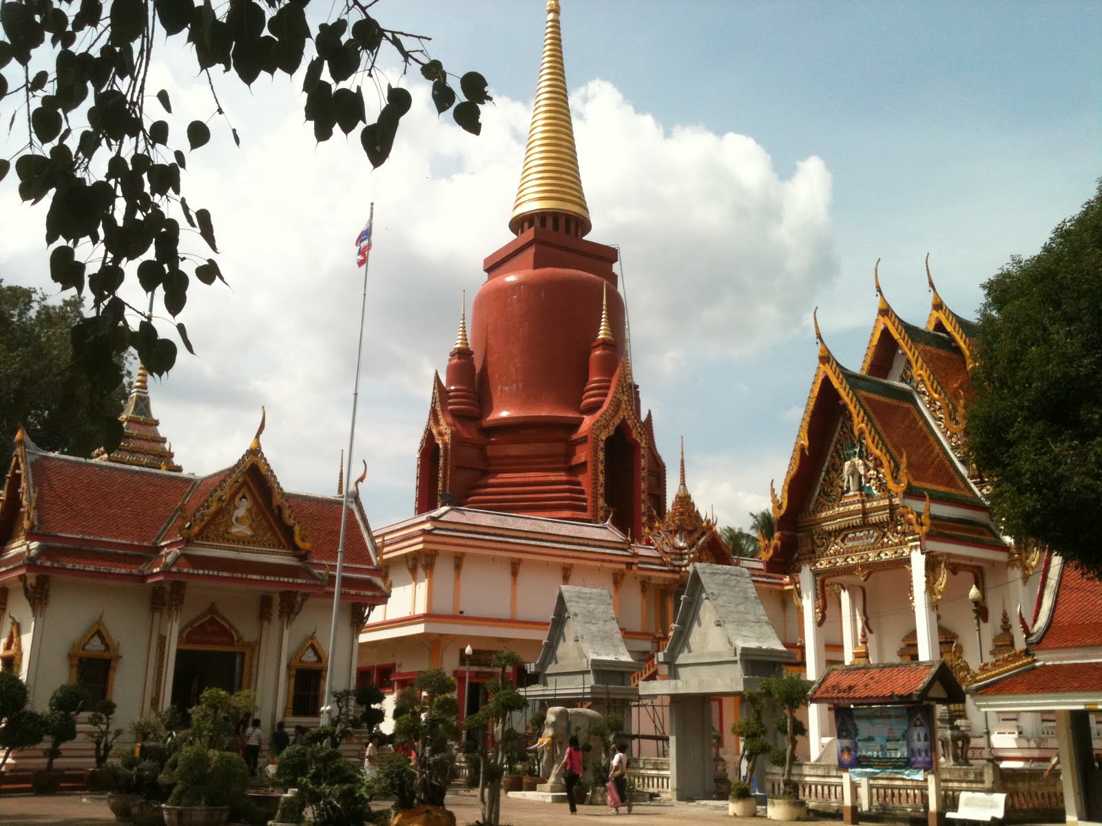 XUN FENG GALLERY: 7. Luangpu Tuad - Wat Changhai, Pattanee