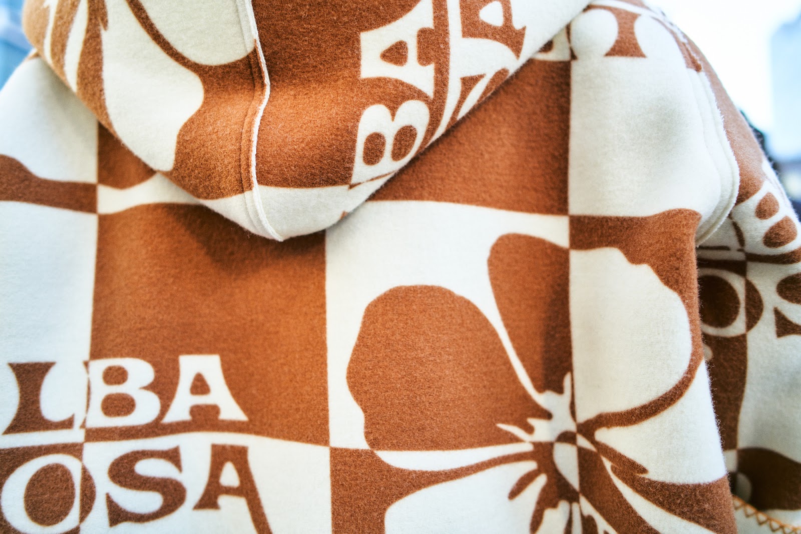 ALBA ROSA -Blanket Coat-