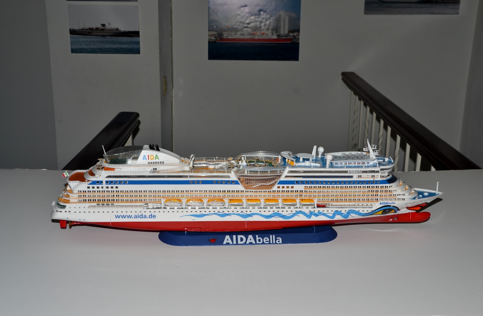 CRUISE SHIP MODELS: Navio de Cruzeiro AIDA - Modelo Revell 1:400