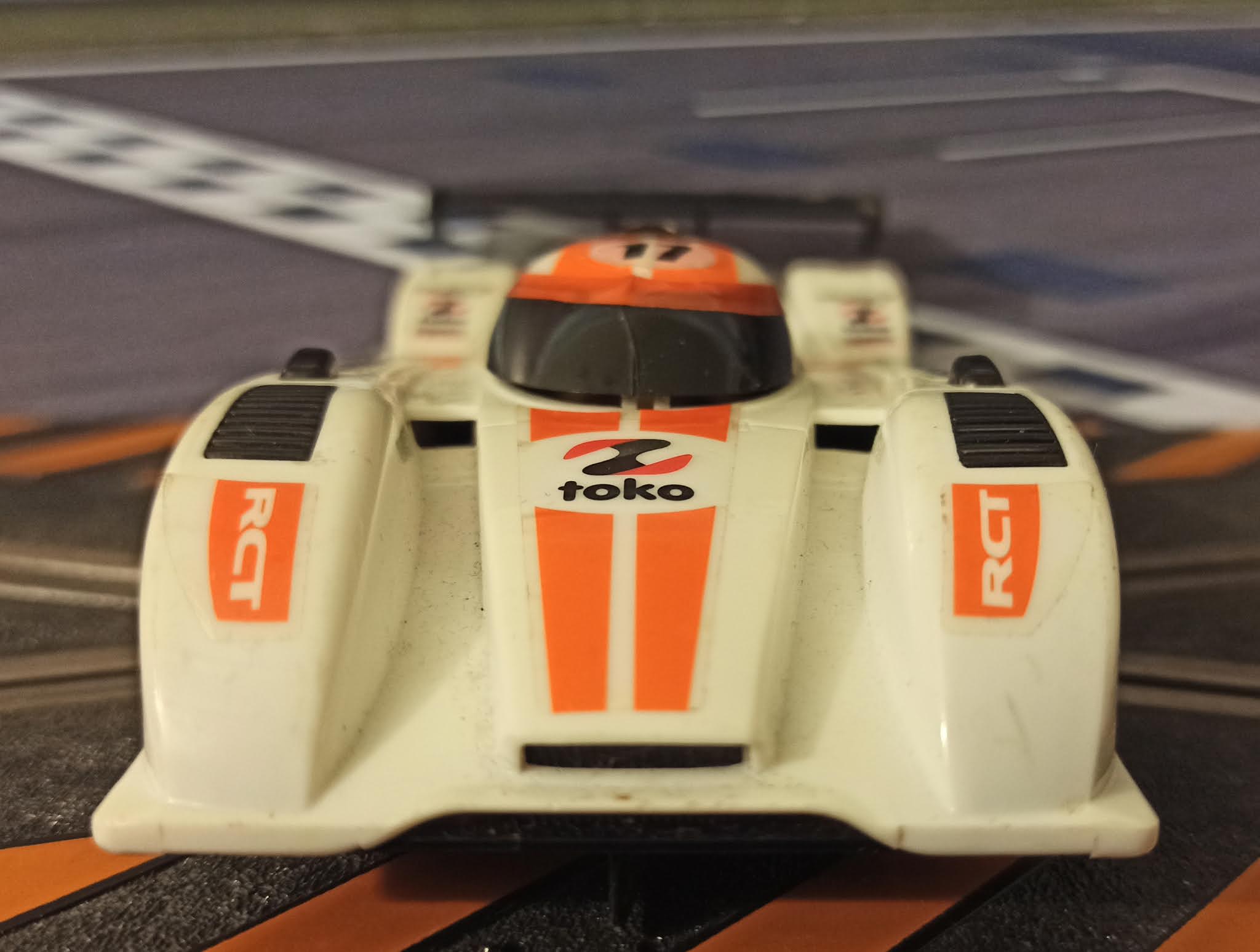 LMP Scalextric UK "Toko" nº 17 - Le Mans Prototype | Mi Taller Scalextric