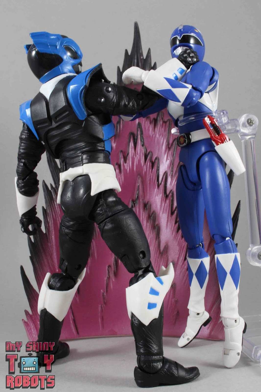 My Shiny Toy Robots: Toybox REVIEW: Power Rangers Lightning Collection ...