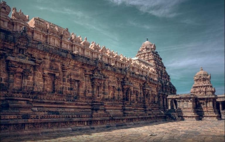 DECODINGHINDUISM COM MUSICAL STEPS IN AIRAVATESHWARA MANDIR AN EXTRAORDINARY EXAMPLE OF SHILPA decodinghinduism-com-musical-steps-in-airavateshwara-mandir-an-extraordinary-example-of-shilpa