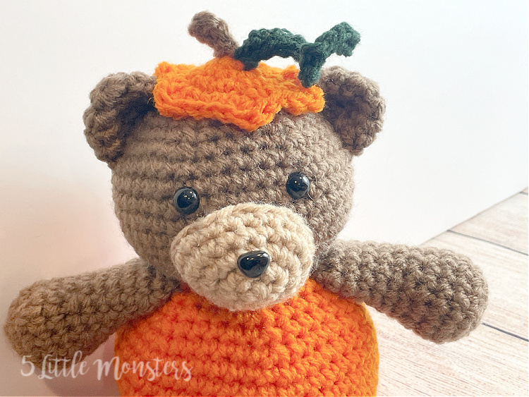 5 Little Monsters: Pumpkin Bear