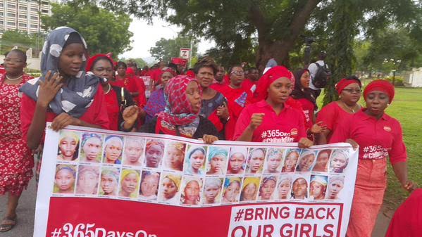 Photos: BBOG group march to presidency to see Buhari
