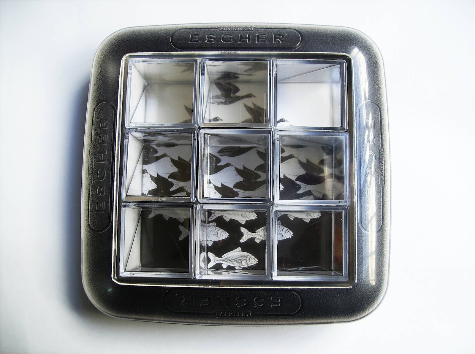 Gabriel Fernandes' Puzzle Collection: Mirrorkal Escher