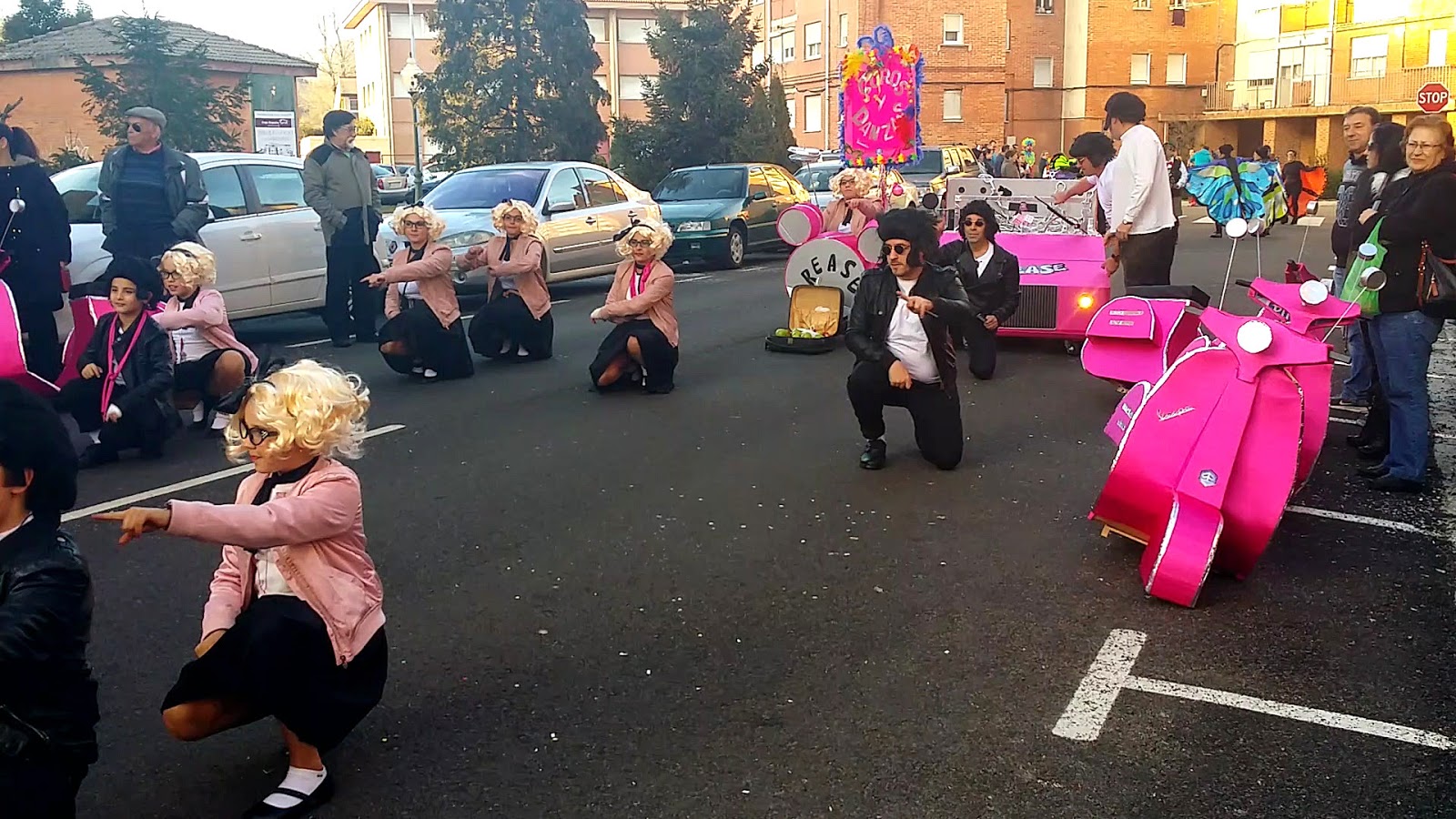 Grease gana el Concurso de Disfraces del Carnaval de Guardo en la ...
