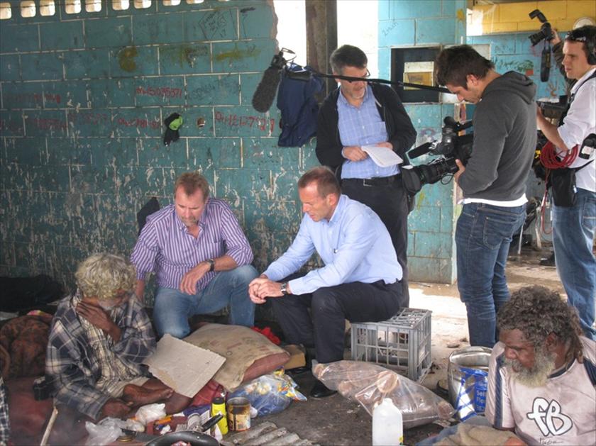 anna maria: Aboriginal Housing Facility Opens in Alice Springs