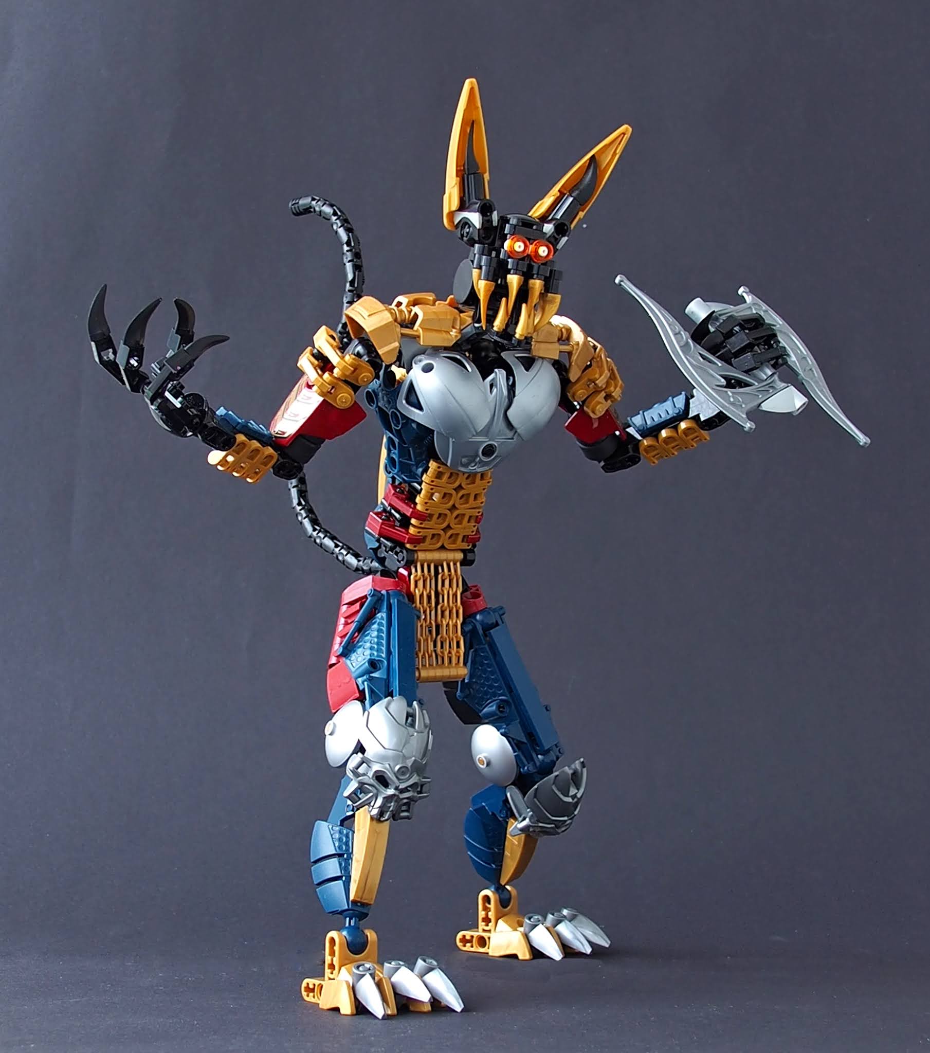 Botar | Cyclopic Bricks