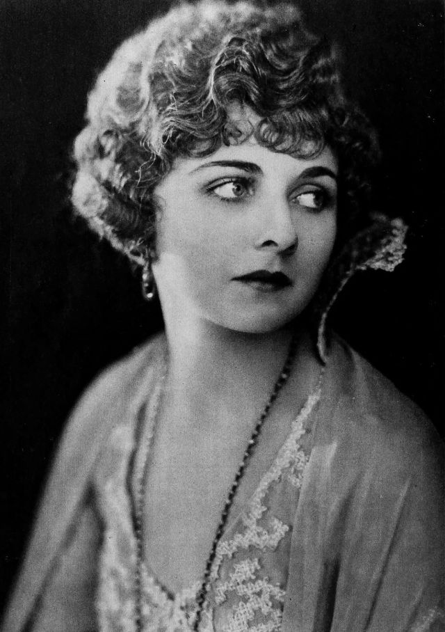 35 Vintage Photos of American Actress Alice Terry in the Early 20th ...