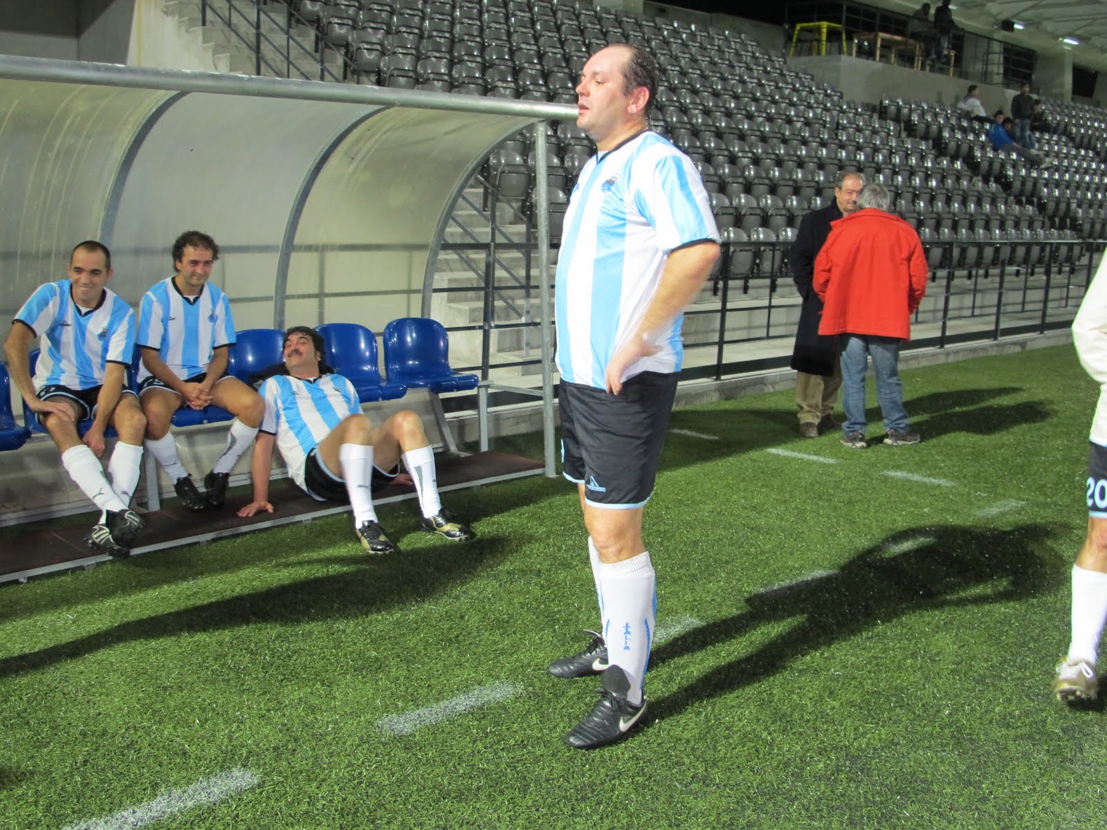 VETERANOS DO GRUPO DESPORTIVO DE OLIVEIRA DE FRADES: GDOF 2 - FC LIXA 1