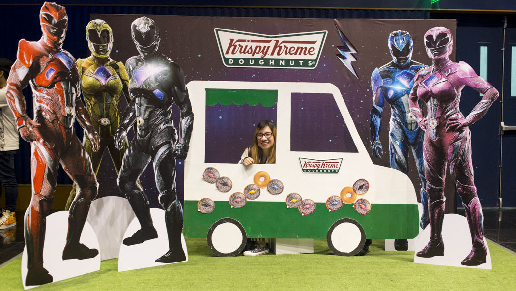 PCheng Photography: Events + Movies: Krispy Kreme Screens Power Rangers PCheng Photography: Events + Movies: Krispy Kreme Screens Power Rangers