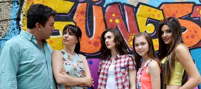 "Gunes" , un nou serial turcesc la Kanal D , din 8 august - Gossip si TV