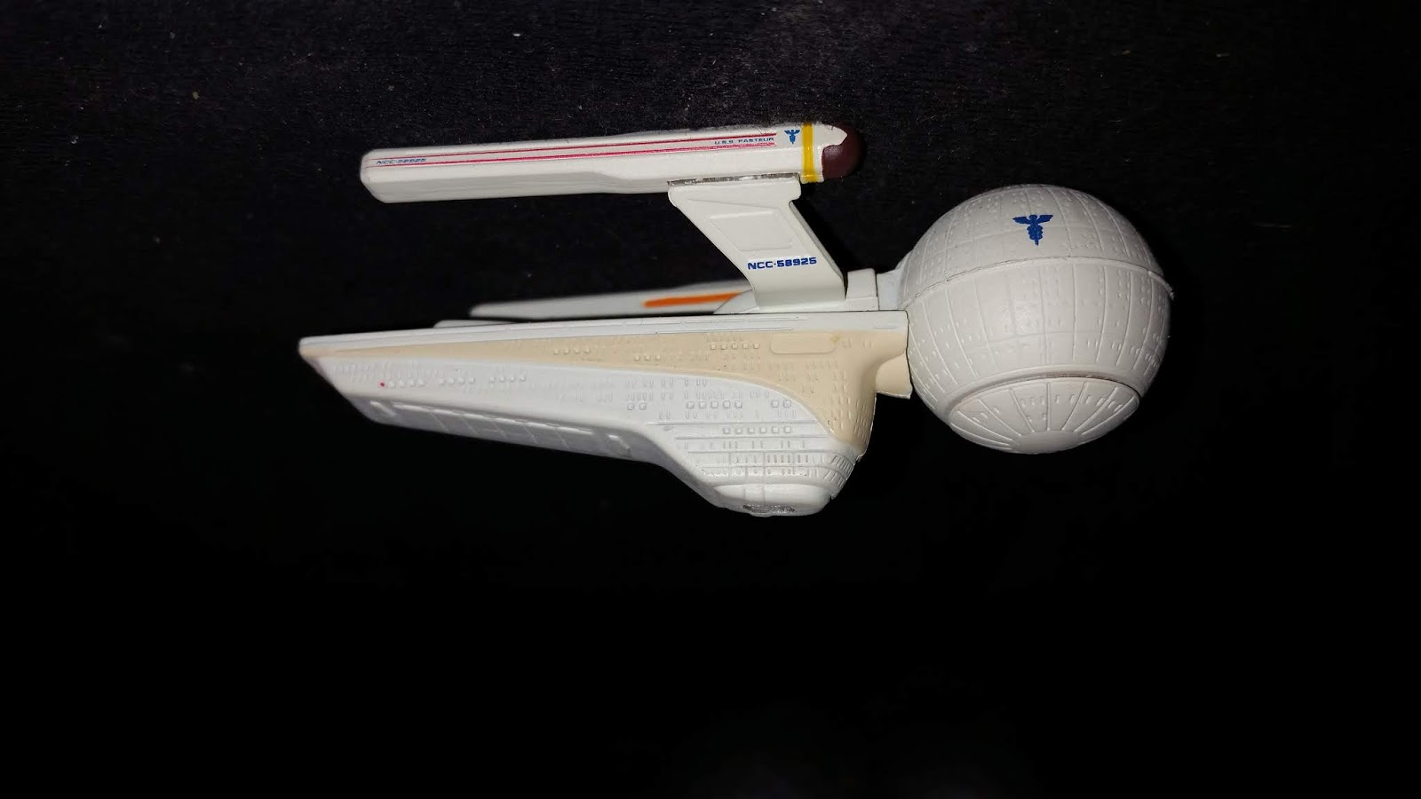 Deep Space Pat: EMvTW 42: USS Pasteur NCC-58525 (Olympic class)