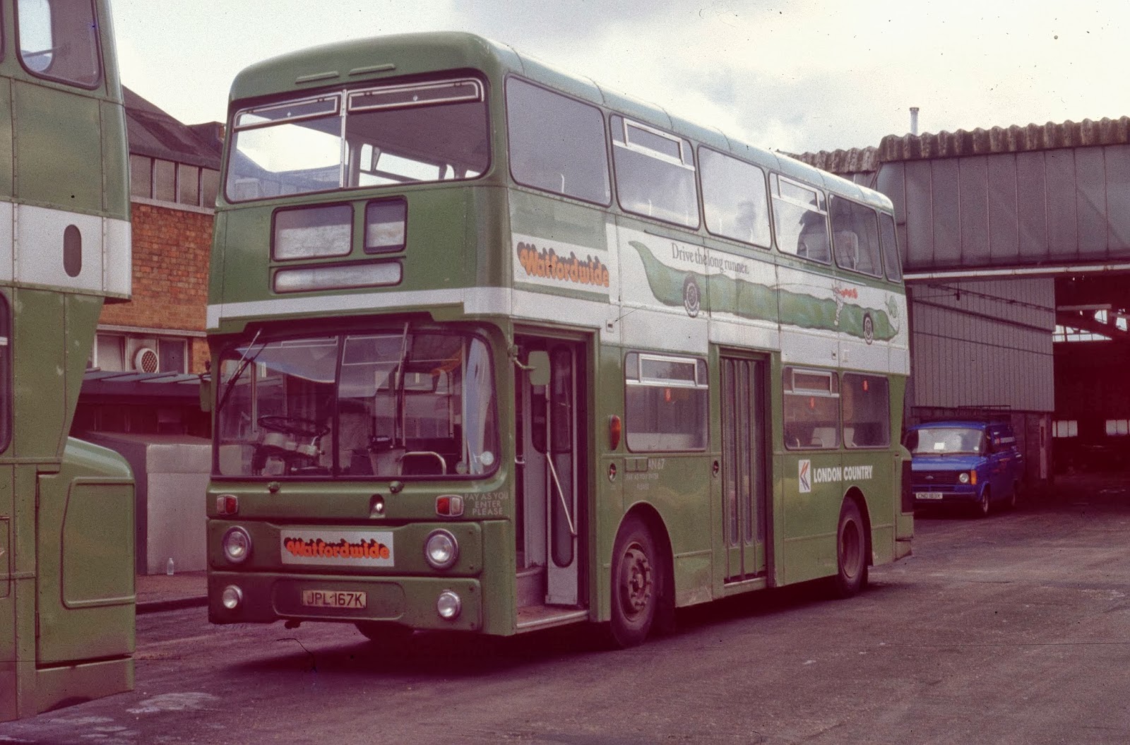 Openbaar Vervoer Wereldwijd: London Country Bus in 1983