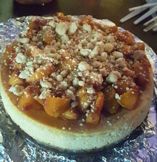 Praline-Crusted Peach Cobbler Cheesecake
