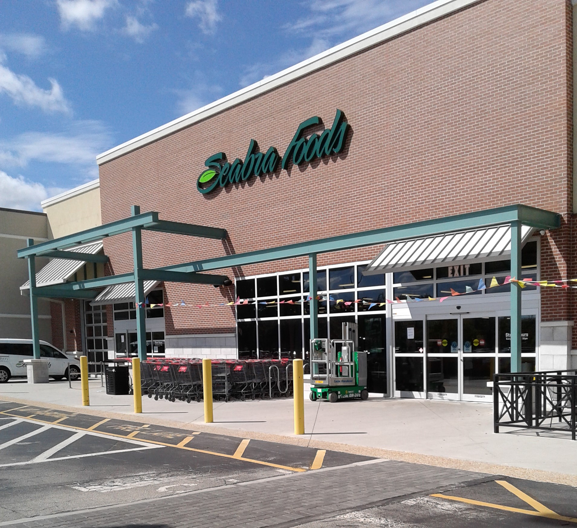 Albertsons Florida Blog: Life After Lucky's: Seabra Foods