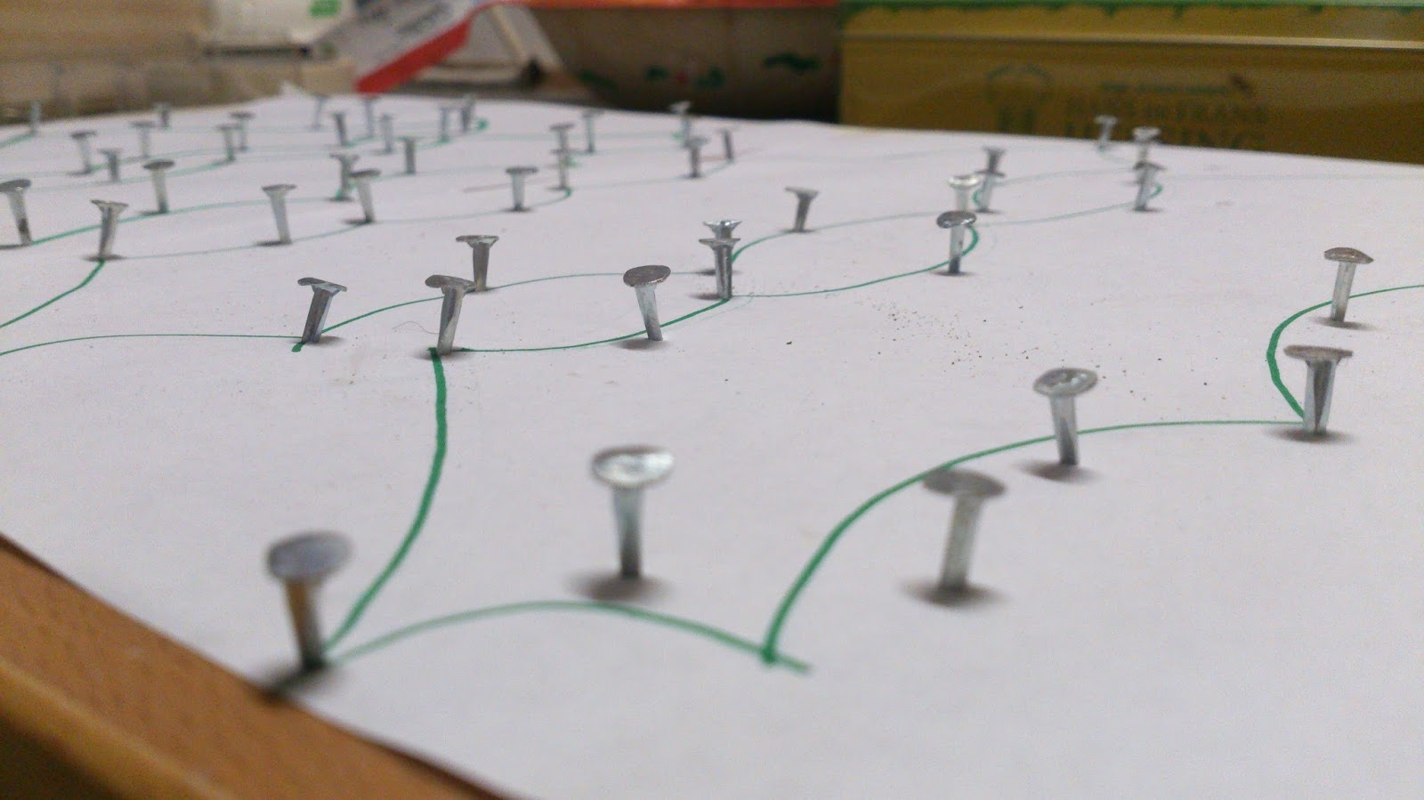 Ilse's Knutselhoek: Spijkerkunst en kerstlampjes