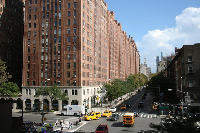 10 Things to Do, See, & Eat in New York City