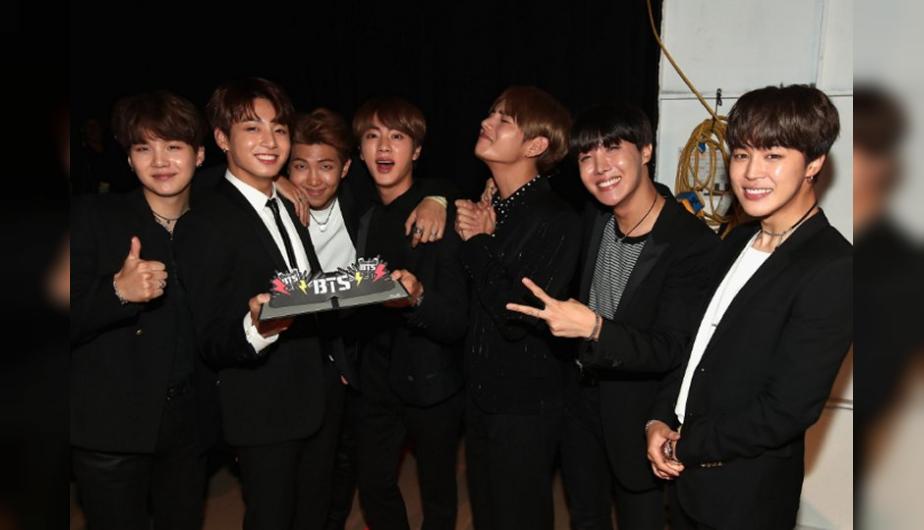 Fans se molestan luego de ver mensajes negativos hacia BTS por ganar en ...