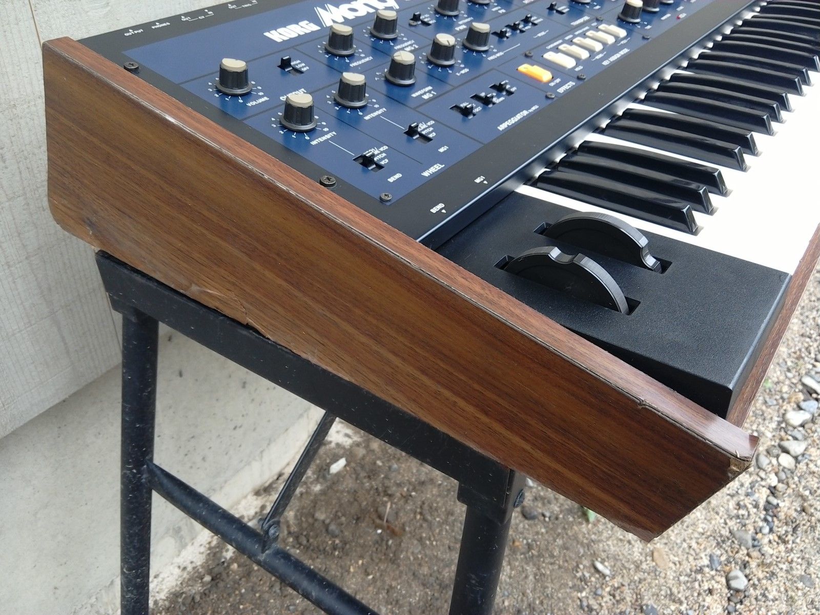 MATRIXSYNTH: KORG MONO/POLY monophonic synthesizer serviced