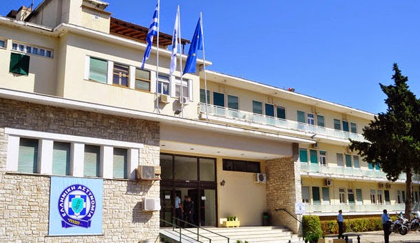 Η ΕΛΠΙΔΑ ΜΠΗΚΕ ΜΕ ΜΑΧΑΙΡΙ ΜΕΣΑ ΣΤΟ ΣΠΙΤΙ ΤΩΝ ΗΛΙΚΙΩΜΕΝΩΝ ΣΤΗΝ ΚΕΡΚΥΡΑ ...