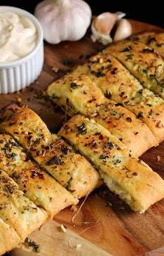 Homemade Cheesy Garlic Breadsticks Recipe