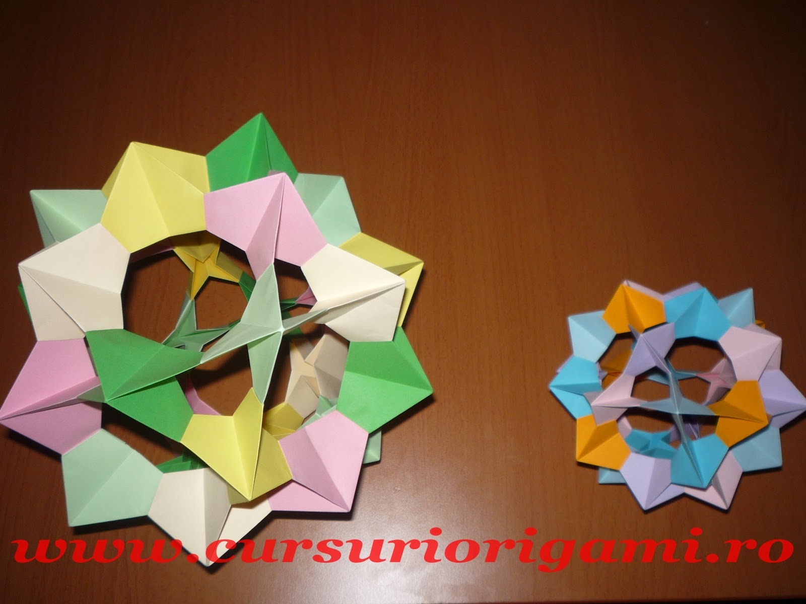 Cursuri Origami: Kusudama ELECTRA