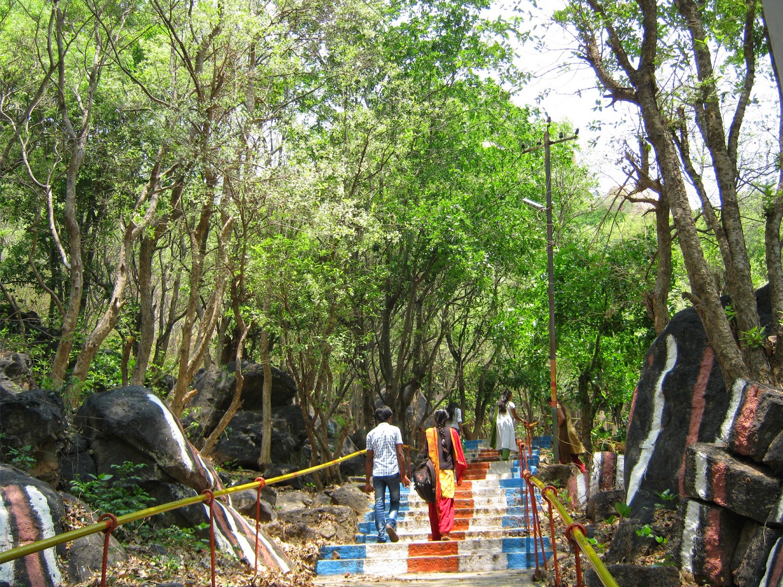 RamaDevara Betta , Ramgiri , Ramanagar - awesome hill spot one day trip ...