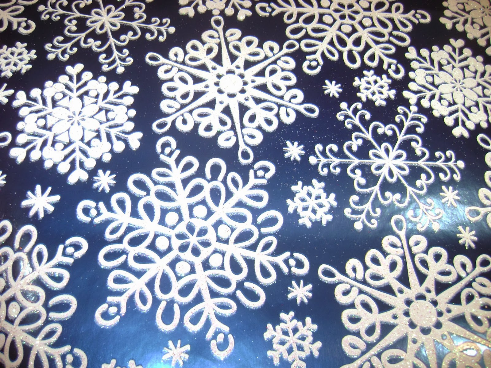 Tat-a-girl: Snowflakes everywhere