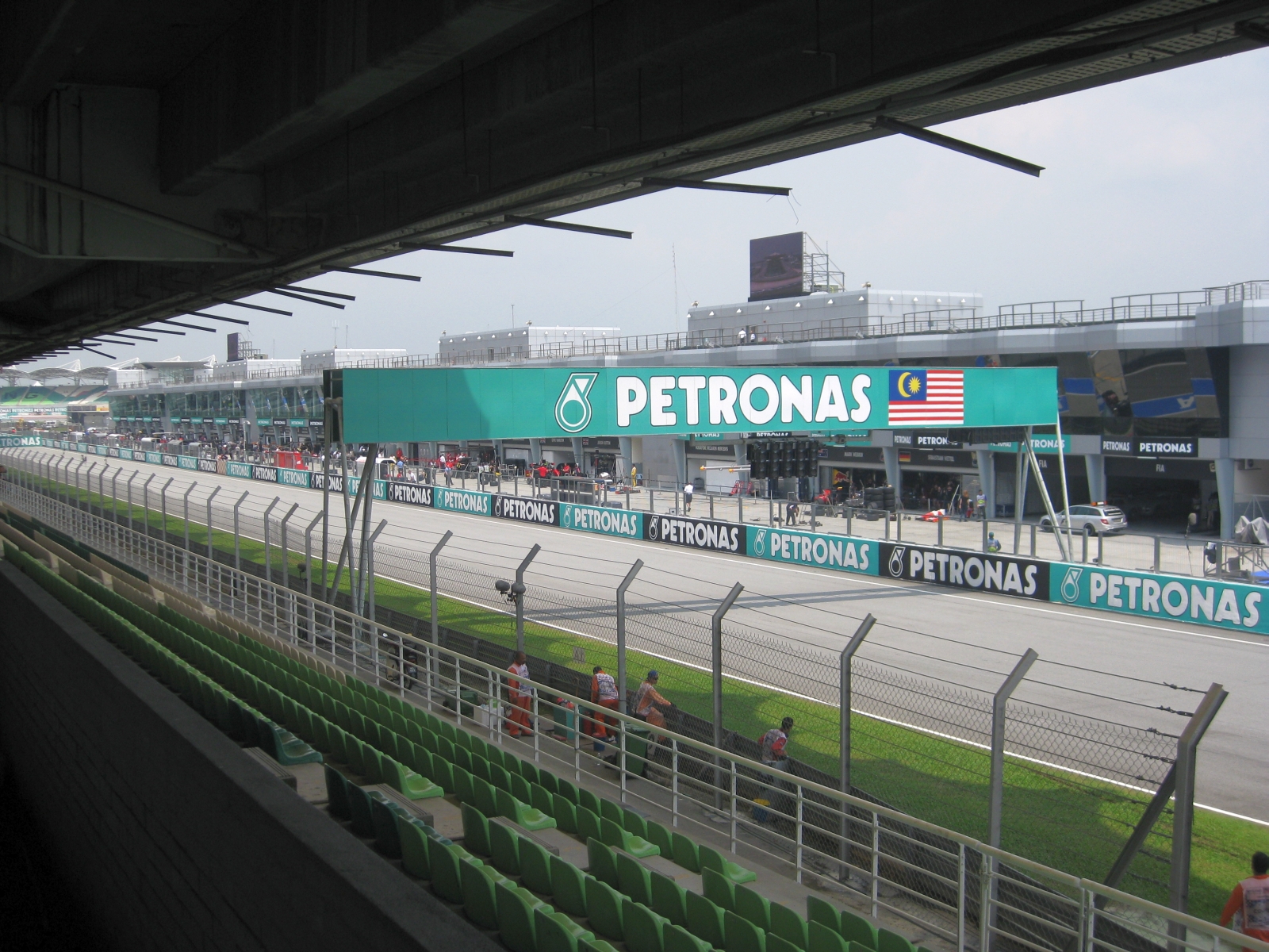 Menolippu Aasiaan: Sepang F1 Grand Prix 2012 & Kuala Lumpur