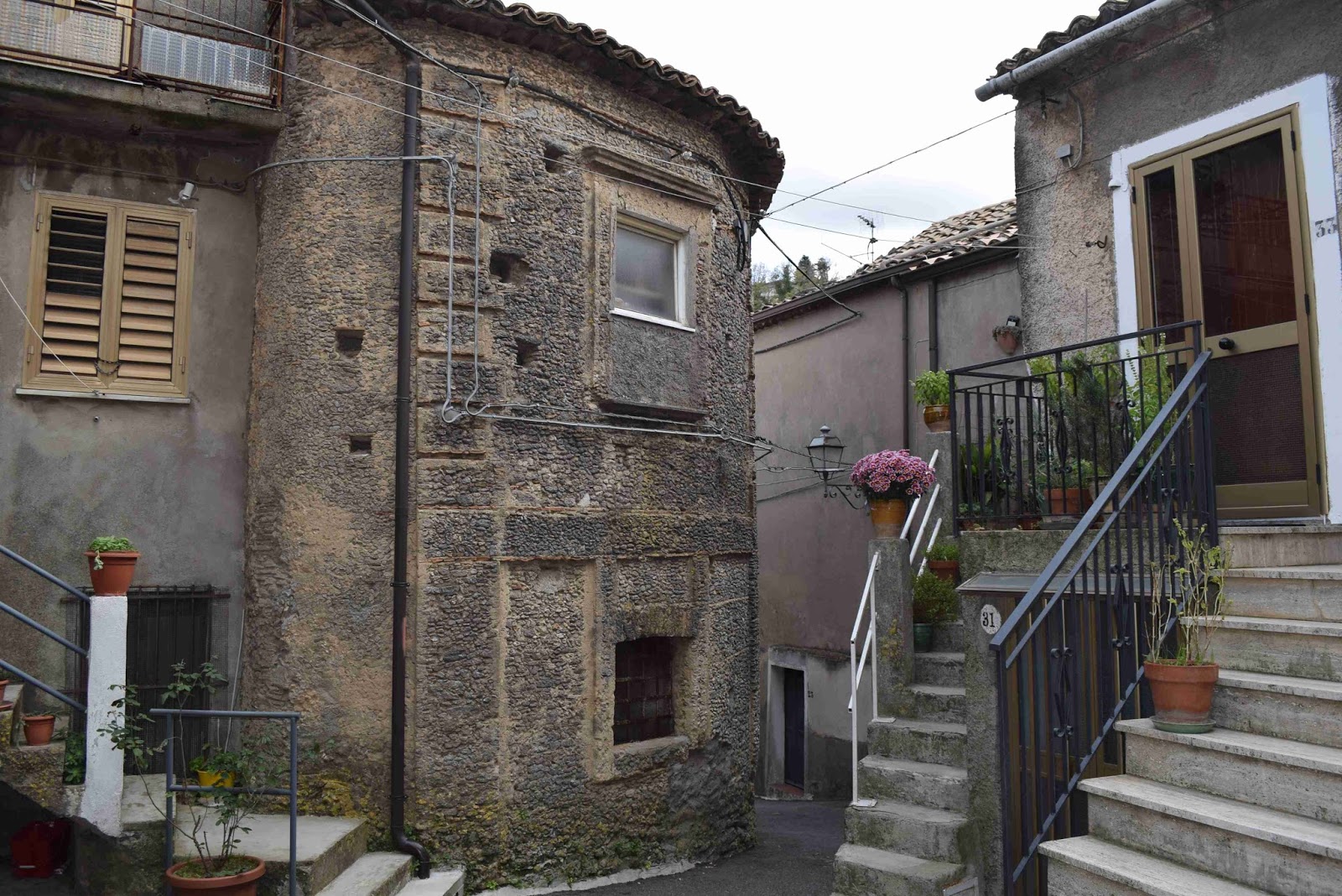 Soltar Amarras.: Descubriendo Calabria Cortale y Squillace, pueblos con ...