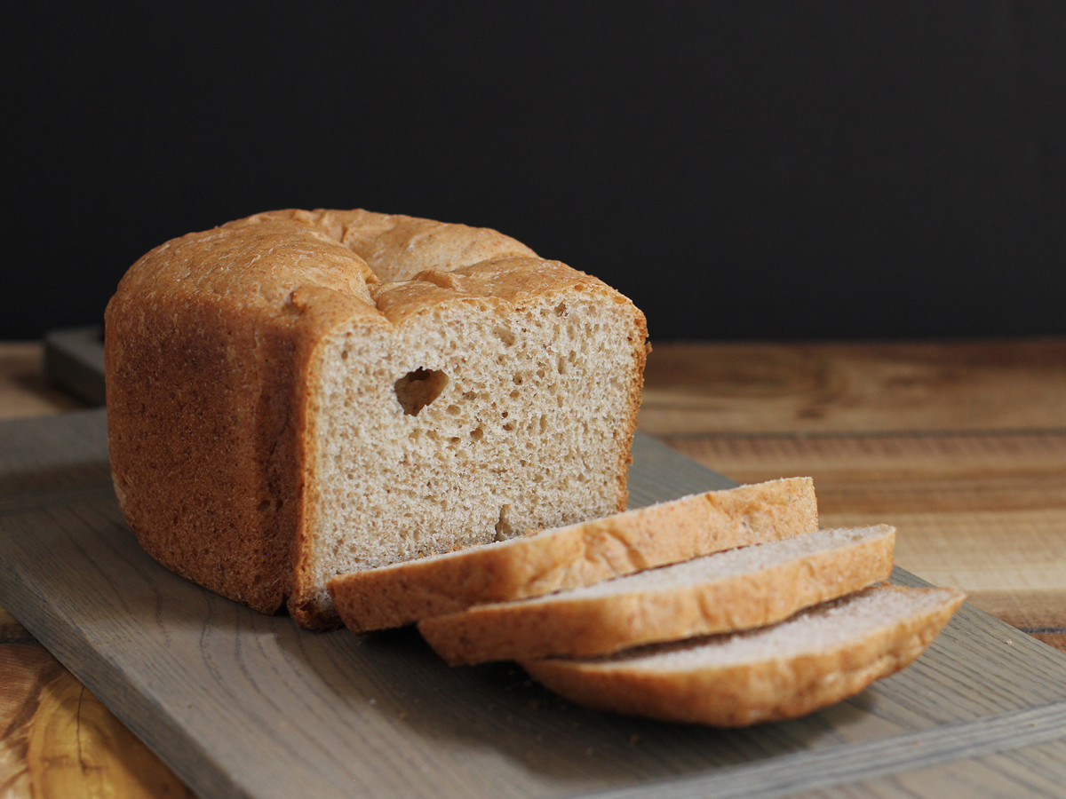 Cookistry: Bread Machine Freshly-Ground Whole Wheat Bread