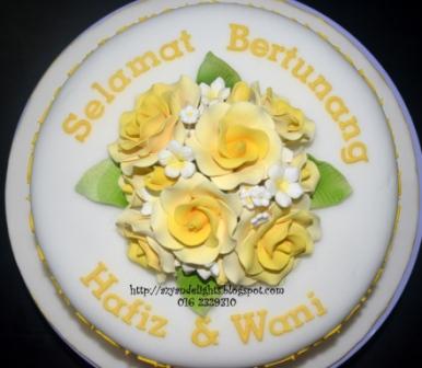 Azyandelights: Kek Hantaran Tema Kuning & Putih