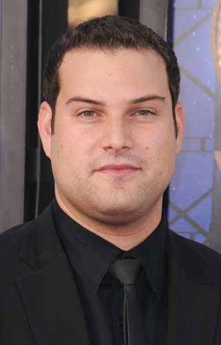 STARS ATTEND GLEE: THE 3D CONCERT MOVIE