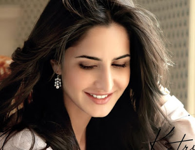 5 ARTIS BOLLYWOOD TERCANTIK DAN TERPANAS 2018