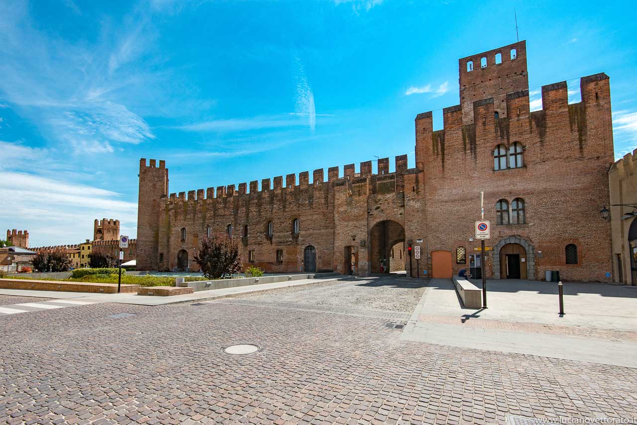TRAVEL PHOTOGRAPHY : MONTAGNANA - Città murata