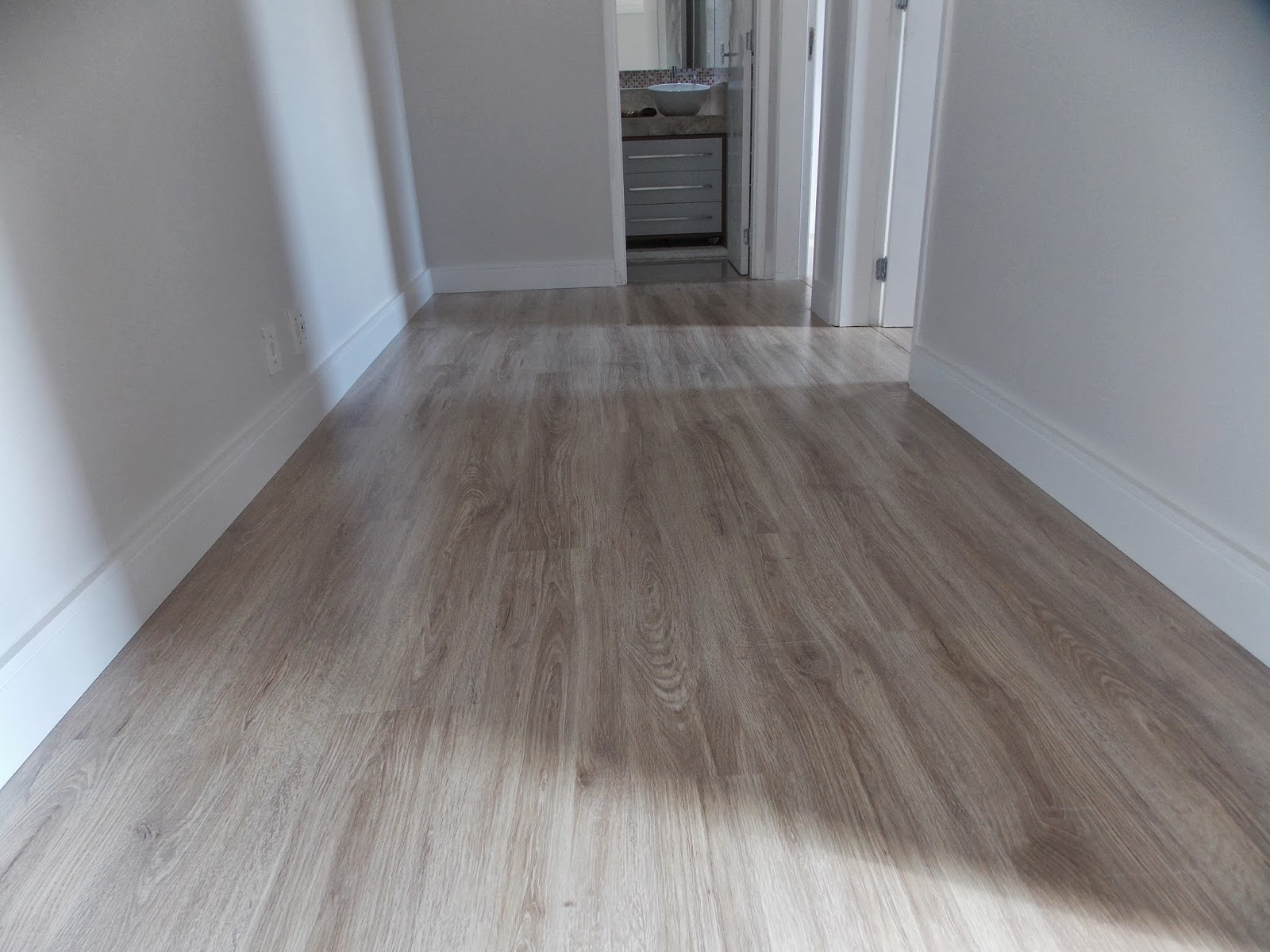 Loucos do 14!!: Nosso piso laminado!