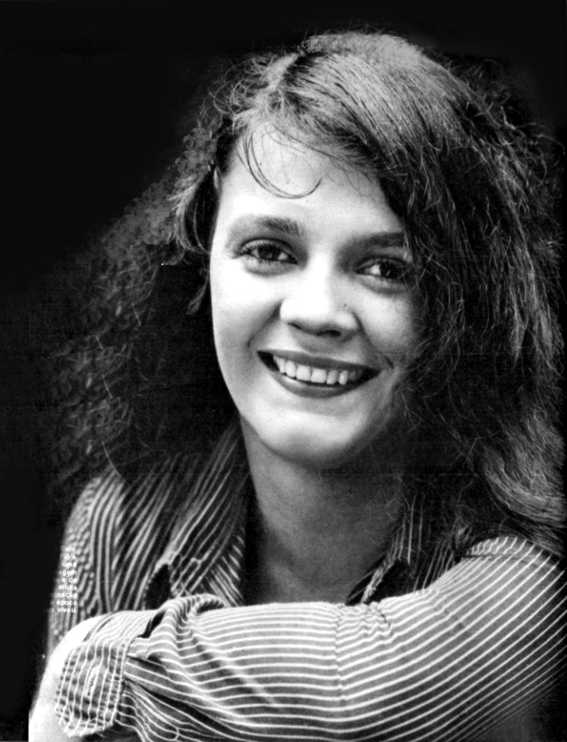 Astros em Revista: BETE MENDES A ESTRELA REVOLUCIONÁRIA