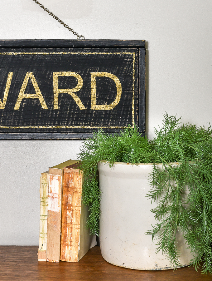 How to Make a Vintage Inspired Sign | Little House of Four - Creating a ...