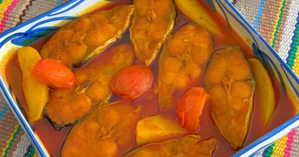 CURRY AND SPICE: PANGAS / BASA MAACH ER ALOO TOMATO JHOL