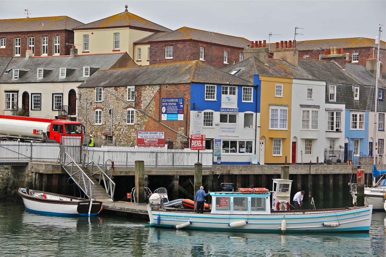 Travelling Diary: Spend a lazy day at Lyme Regis,Devon