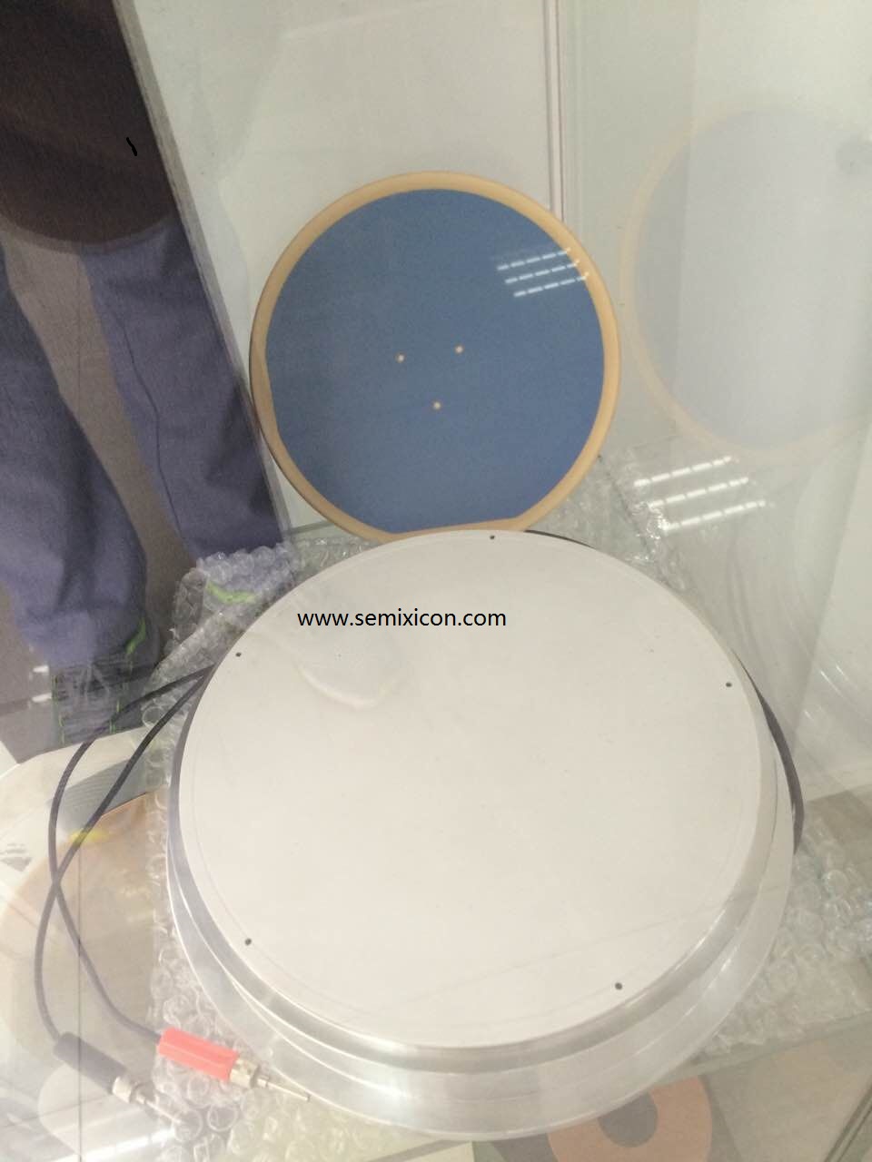 electrostatic chucks: Electrostatic Chuck Table