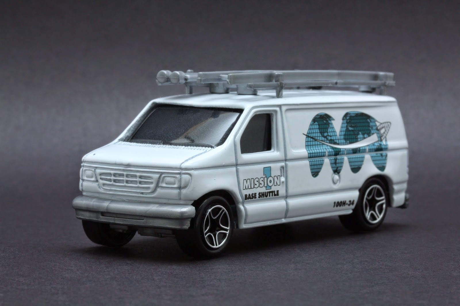 Diecast Hobbist: 2000 Matchbox MB38 96325 Mission Ford Van