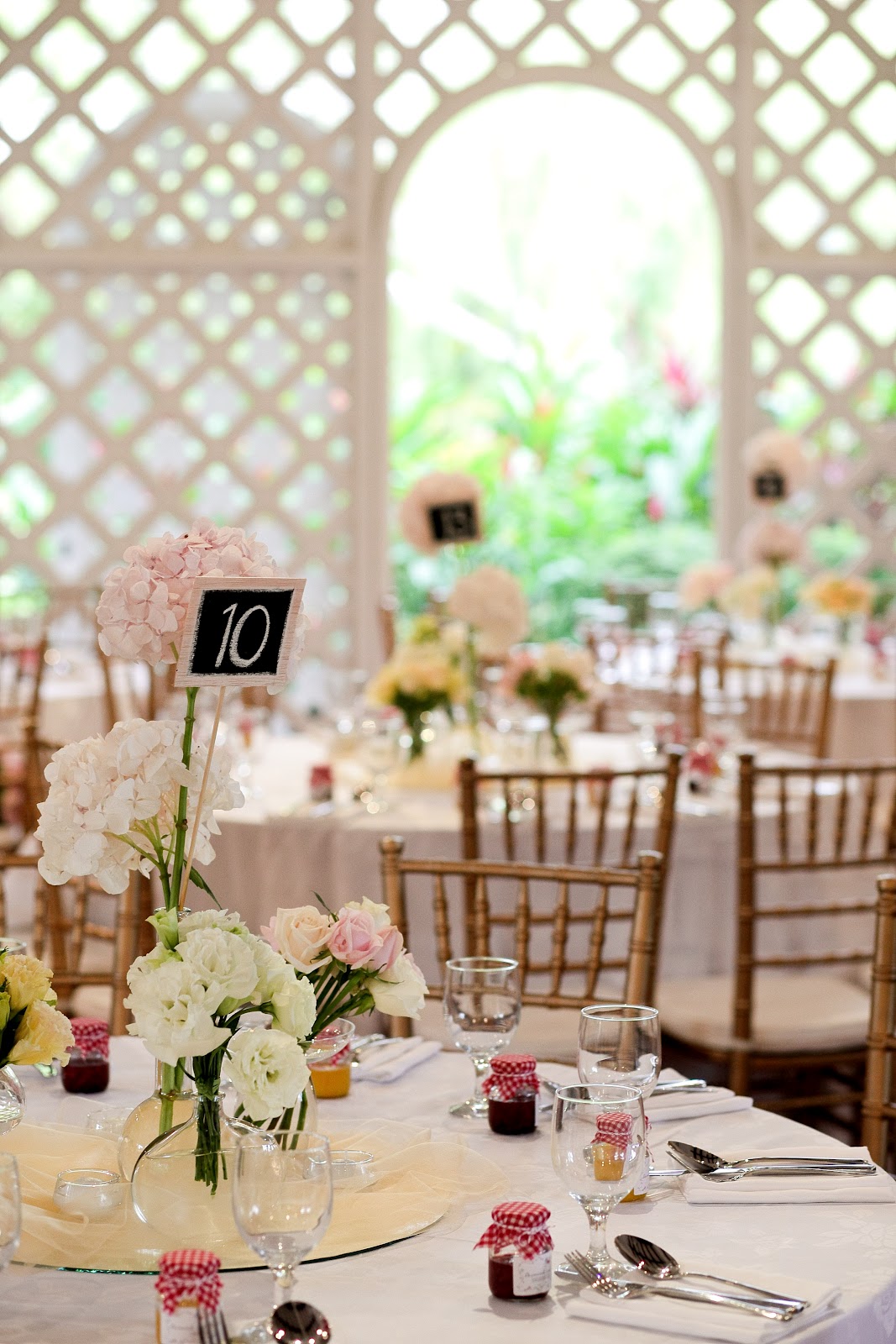 The Wedding Stylist: On a Hill in Burkill Hall