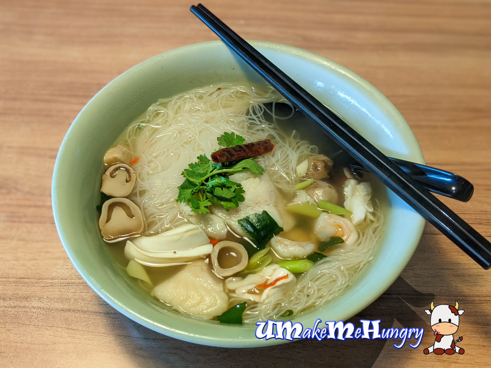 Tom Yum Mee Hoon Soup with Seafood